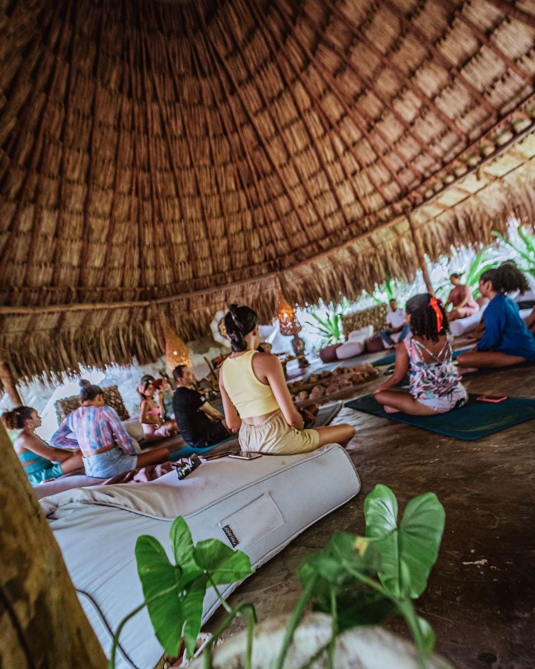 Beach Club Isla Tierra Bomba - Cartagena - Namaste Beach Club y Centro ...