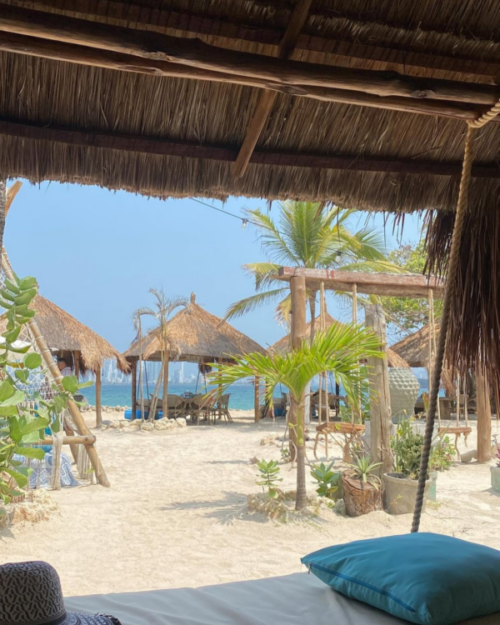 Beach Club - Namaste Beach Club y Centro Holístico